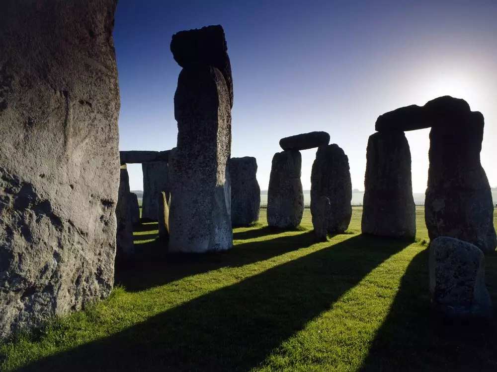 Masanan Archaeologists Sun Nuna Asalin Abubuwan Mahimmancin Megaliths na Stonehenge