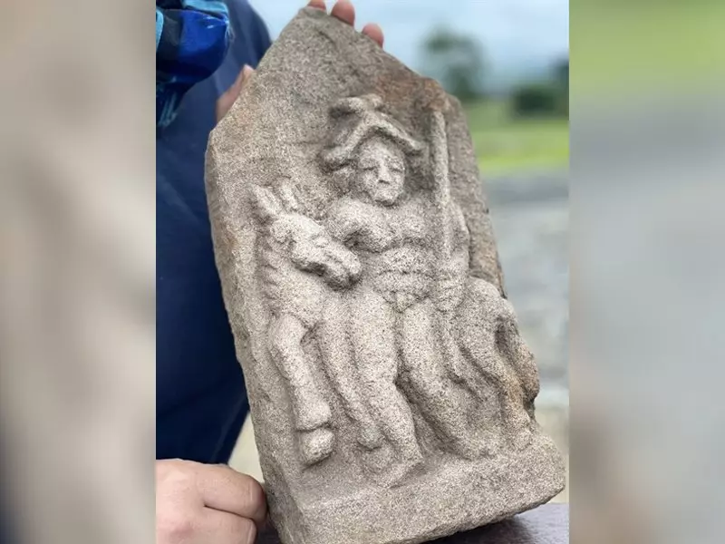 Rara escultura de cavaleiro nu encontrada em Roman Fort pode retratar Mercúrio ou Marte