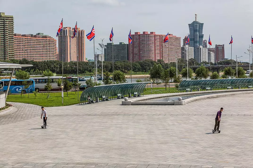 View soti nan Pyongyang: yon gade eksklizif nan nasyon ki pi sekrè nan mond lan