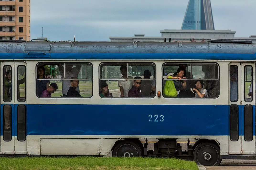 Le Vaaiga Mai Pyongyang: O se Va'aiga Fa'apitoa i le Atunu'u Fa'alilolilo a le Lalolagi