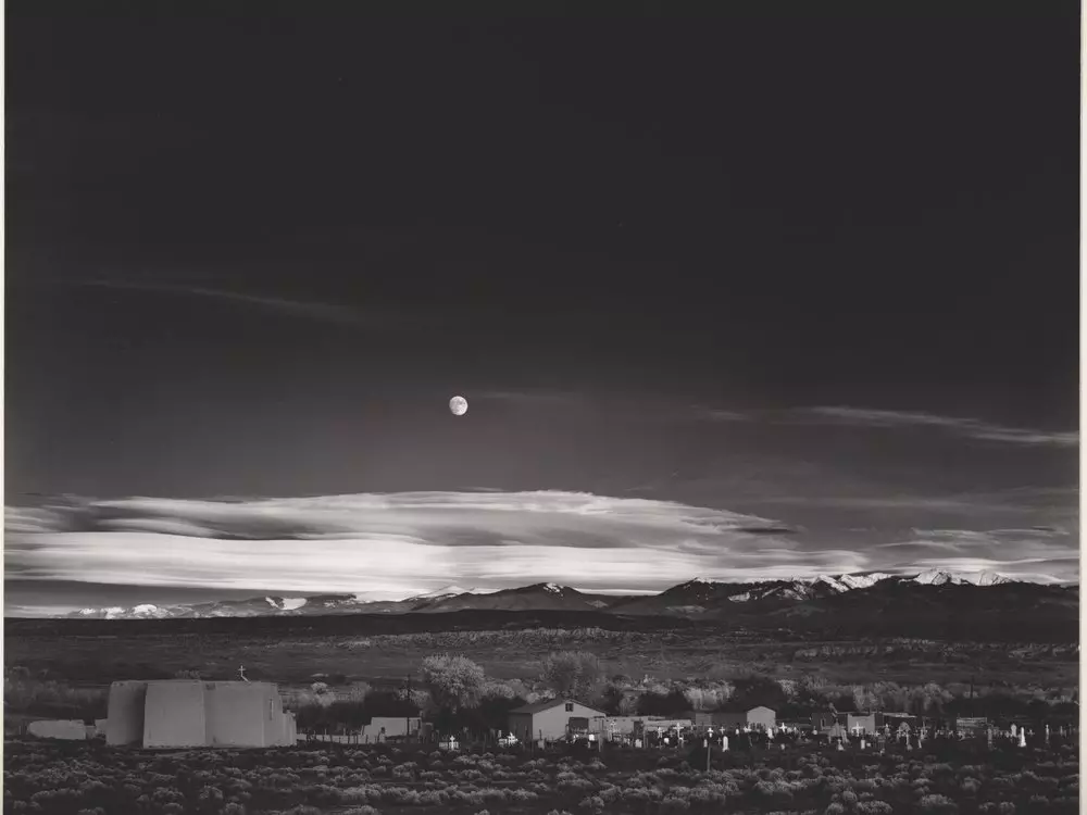 นิทรรศการใหม่แบ่งปันภาพถ่ายหายากของ Ansel Adams ของ American West