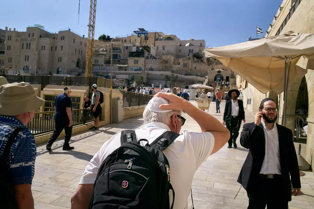 مرشدان سياحيان - إسرائيلي والآخر فلسطيني - يقدمان طريقة جديدة لرؤية الأرض المقدسة 25094_18