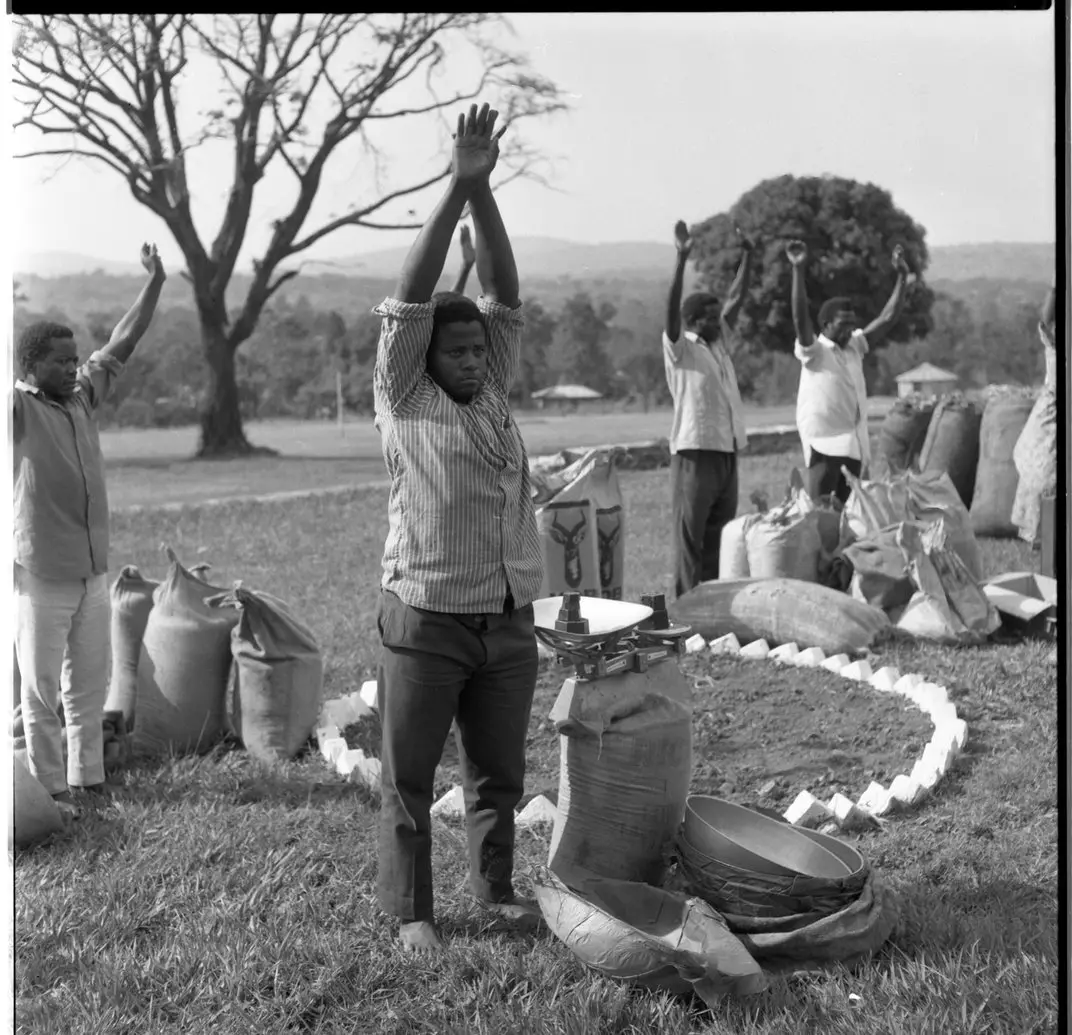 Des milliers de photographies récemment découvertes documentent la vie des Ougandais sous Idi Amin