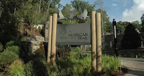 ZITHUNZI: American Trail Itsegulidwa Mawa ku The Zoo, Malizitsani ndi LEED Certification ndi Navy Seal