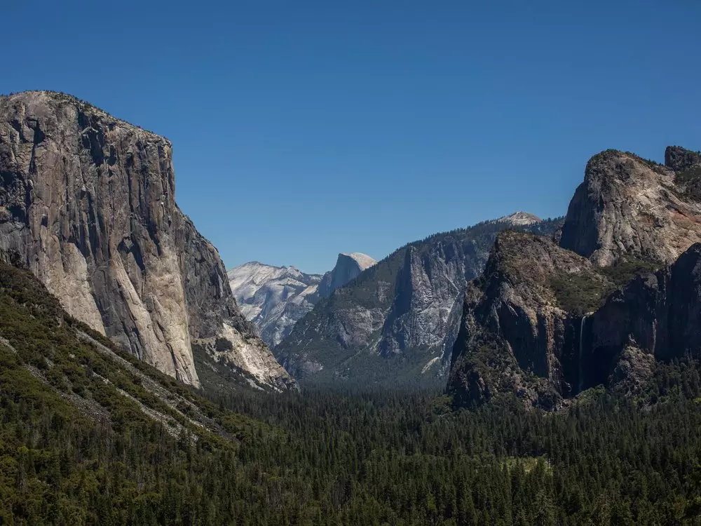 Yosemite တောင်ကြား