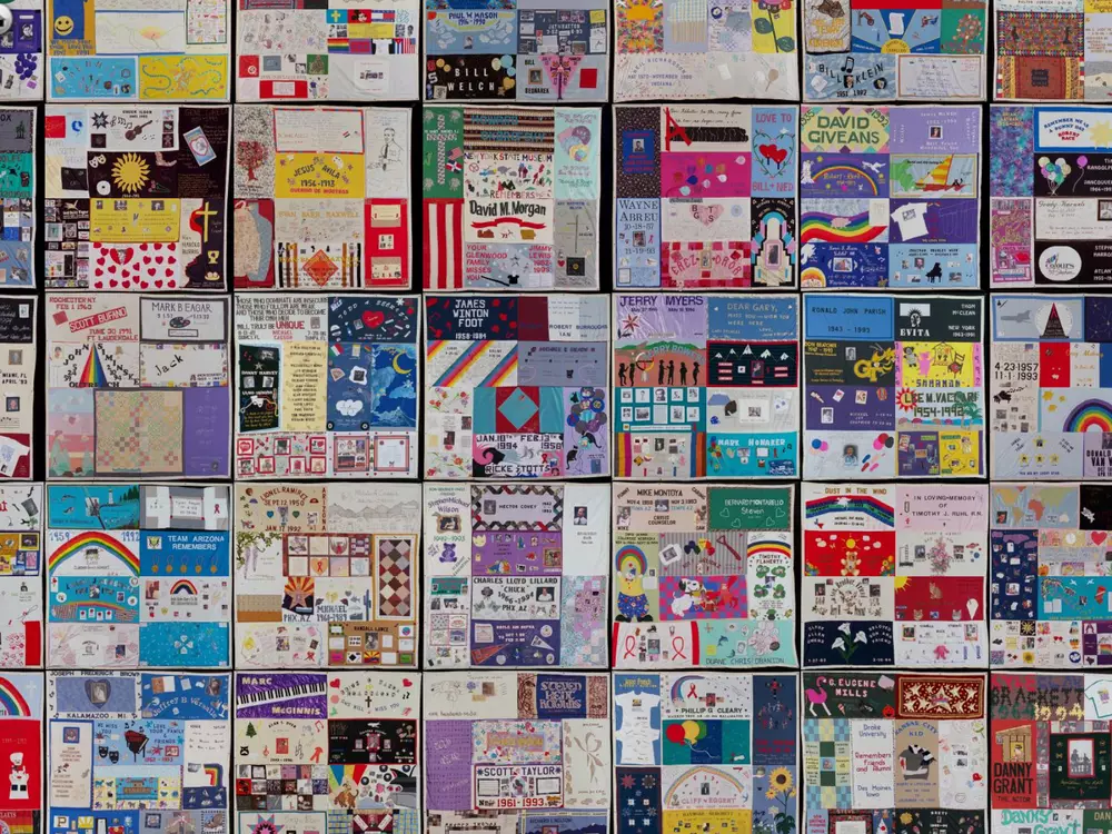 Skjermbilde av digitalisert AIDS Memorial Quilt