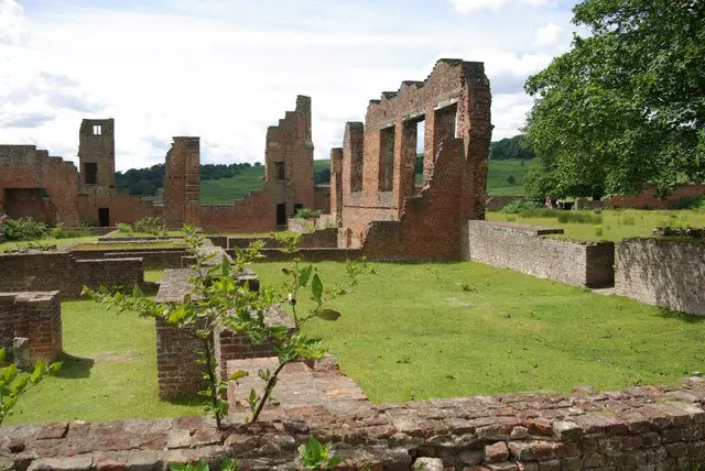 É esta a casa da infancia de Lady Jane Grey, a raíña dos nove días de Inglaterra?