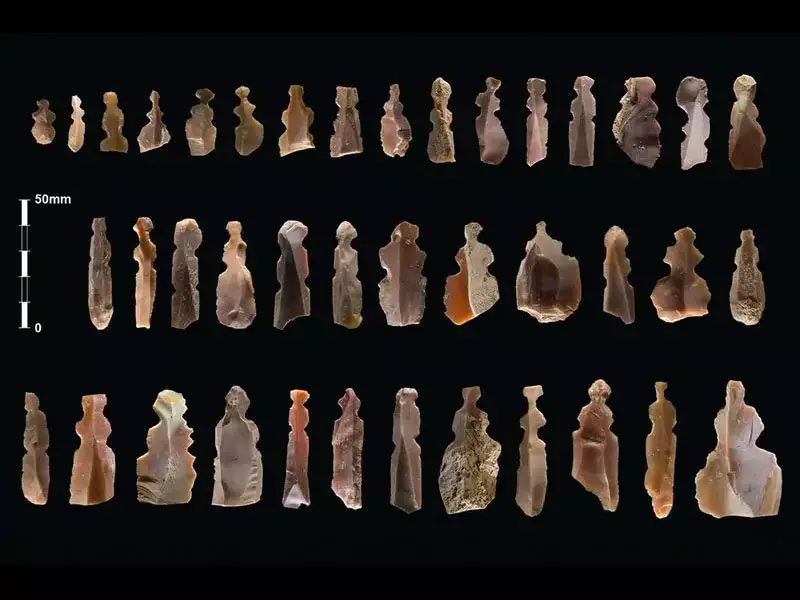 Questi manufatti di selce di 10.000 anni raffigurano figure umane?