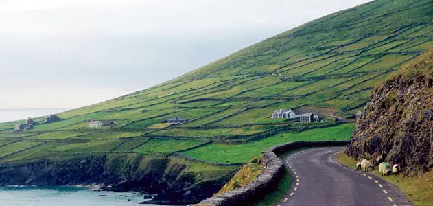 I-Slea Head Road