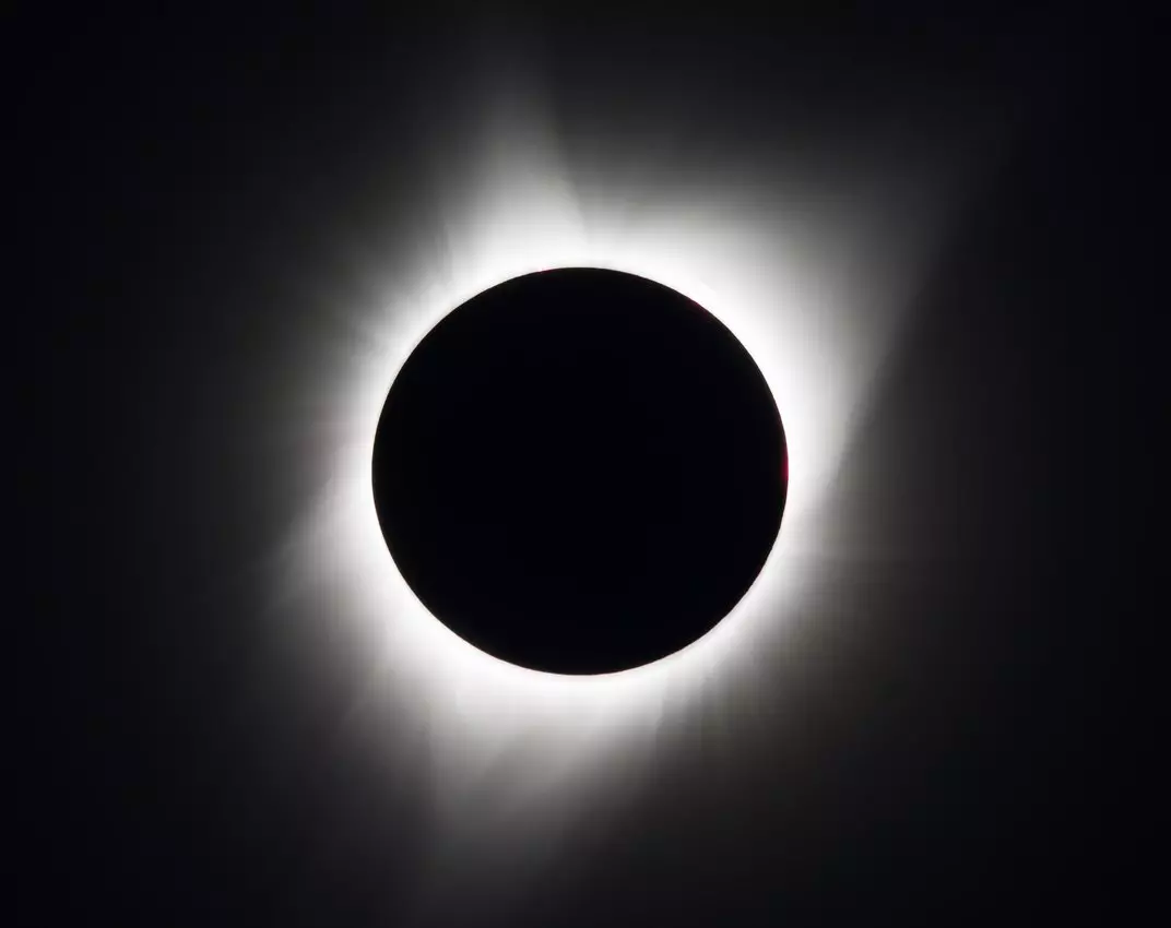 Iifoto ezothusayo zibamba i-Solar Eclipse kulo lonke elaseMelika 26529_10