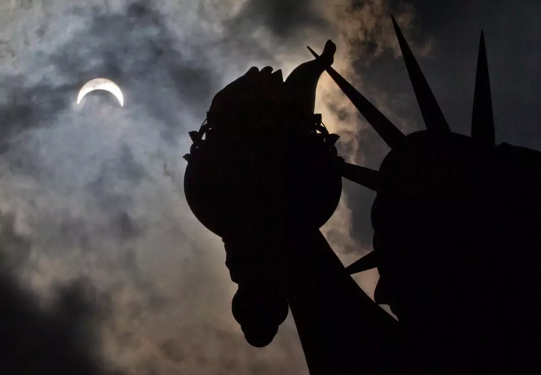 Atemberaubende Fotos halten die Sonnenfinsternis in ganz Amerika fest 26529_5