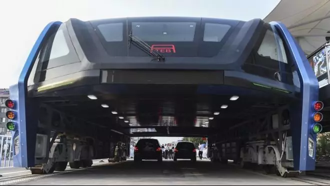 Not So Fast: Here&#x27;s Why That Chinese Elevated Bus May Not Be Quite What It Seems