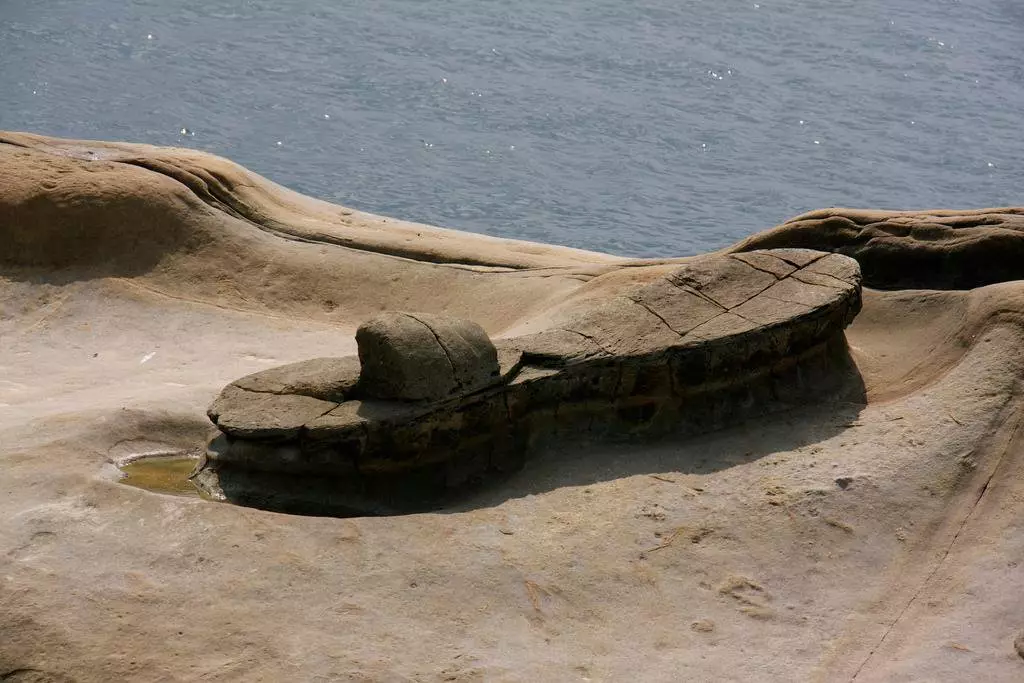 Yehliu Geopark tat-Tajwan Huwa Bħal Disneyland għal min iħobb il-blat 26789_1