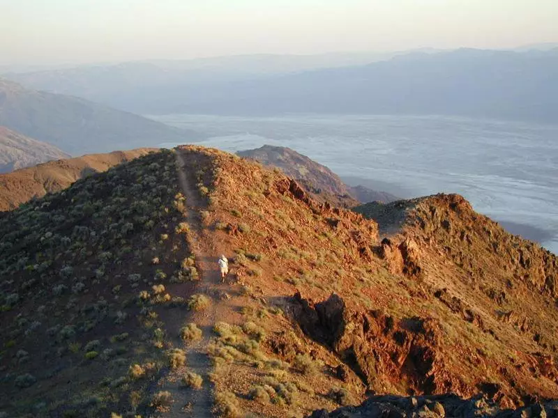 Aller en profondeur : 5 endroits sur Terre pour voir de très vieux rochers 26800_5