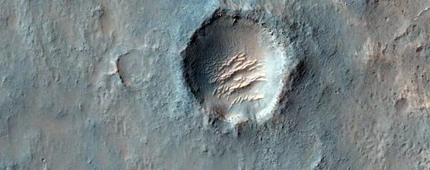 Entdeckt wäit Aussiichte vun der Mars Uewerfläch mat iwwer 1.000 nei Fotoen