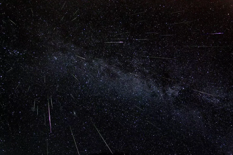 Perseid Meteor شاور اڃا به وڌيڪ خوبصورت ڏسڻ ۾ اچي ٿو جڏهن توهان ڄاڻو ٿا ته اهو ڪٿان اچي ٿو