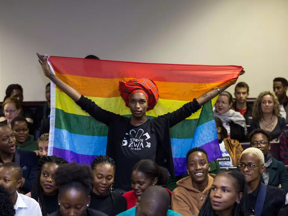 Dans une décision historique, le Botswana annule la loi de l'époque coloniale criminalisant l'homosexualité