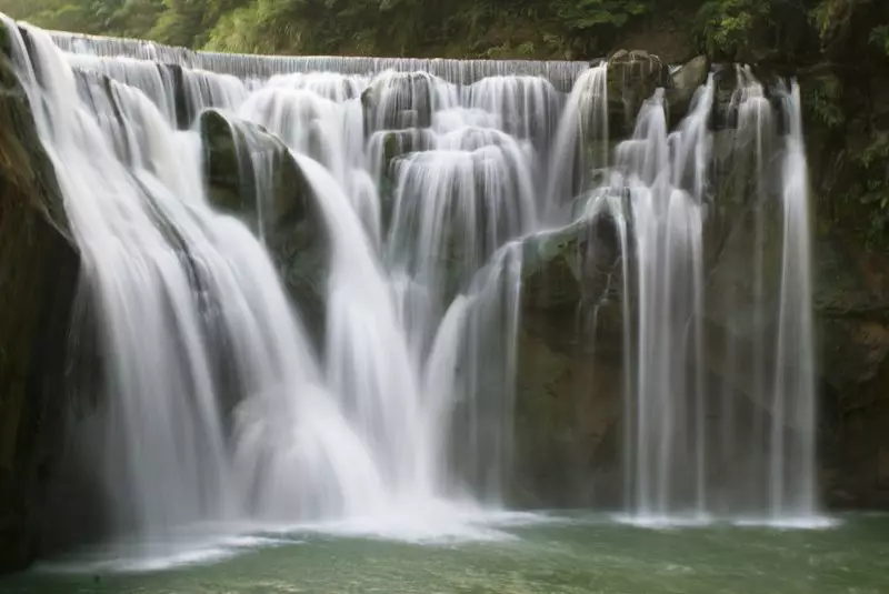 Семь великолепных водопадов на Тайване 26931_2