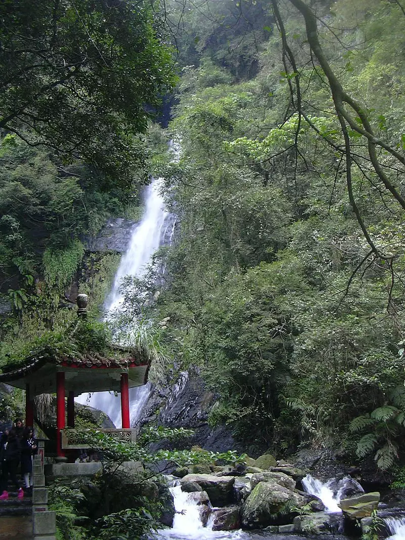 Sette meravigliose cascate da inseguire a Taiwan 26931_4