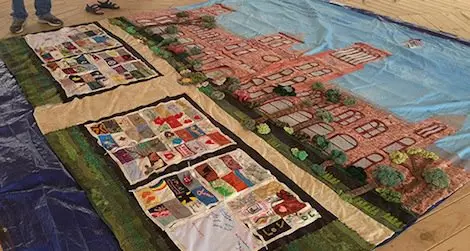 Smithsonian Memaparkan Panel Quilt Memorial AIDS Sendiri