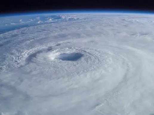 Qar və Qasırğalar, El Nino Bağlantısı