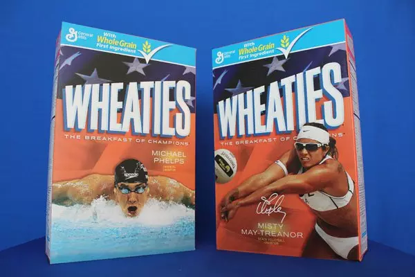 Michael Phelps na igbe May-Treanor Wheaties