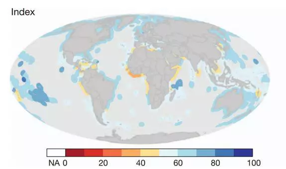 Geralmente, o índice de saúde dos oceanos acompanha as tendências da riqueza social.