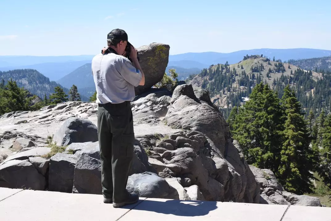 Yuav ua li cas kev hloov pauv huab cua yuav hloov pauv National Parks 'Iconic Tsiaj thiab Nroj Tsuag