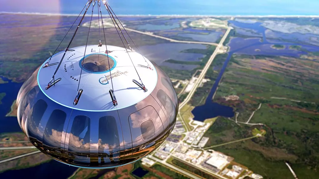 For $125,000, You Could Ride a Balloon Into the Stratosphere 27304_2