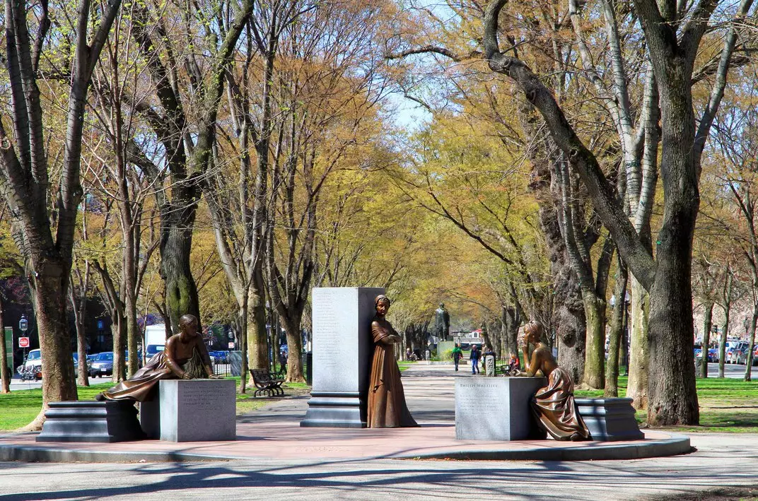 بوسٹن خواتین کی یادگار