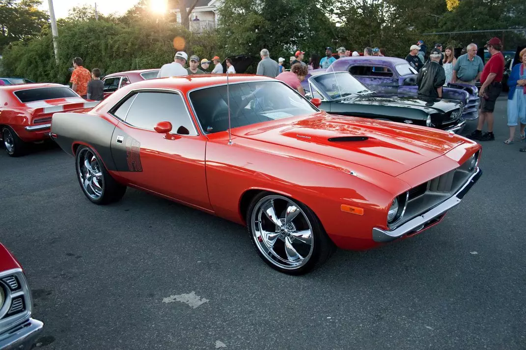 IPlymouth Barracuda