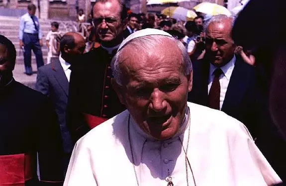 La Chiesa cattolica sta diventando meno rigida sui miracoli