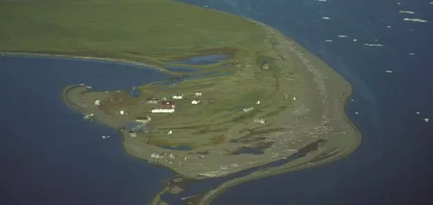 Nameligro nga Dapit: Herschel Island, Canada