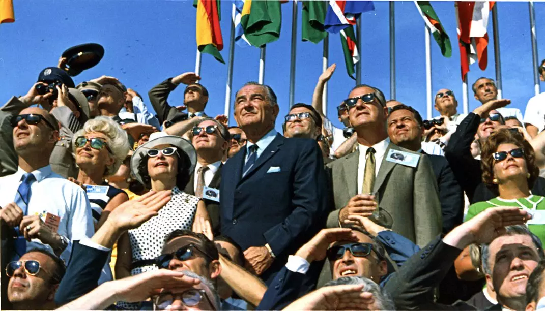 Johnson e Agnew no Centro Espacial Kennedy