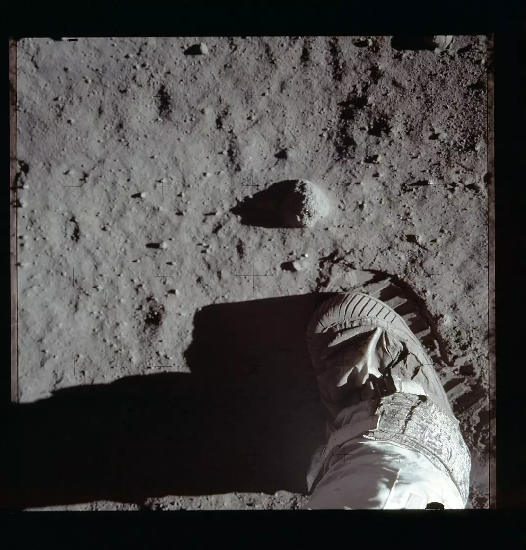 Footprint Aldrin fuq il-Qamar