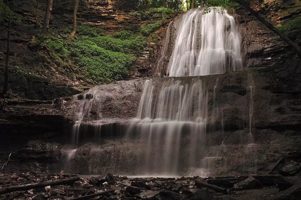 50 Mil biss Minn Niagara Falls Tinsab il-Kapitali Vera tal-Kaskata tad-Dinja 29609_5