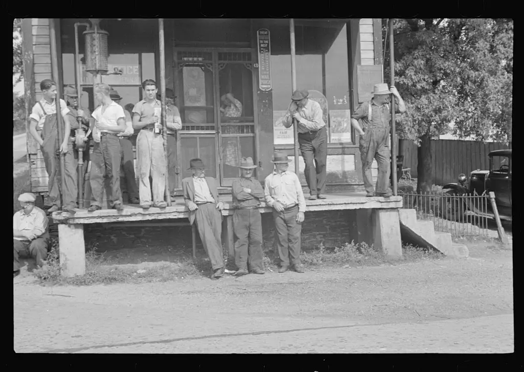 Toekomstige homesteaders, voor het postkantoor in United, Westmoreland County, Pennsylvania