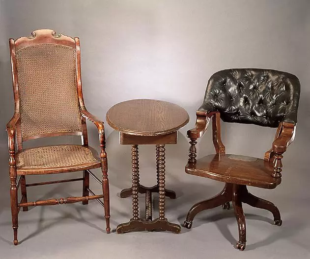 Appomattox bord og stoler