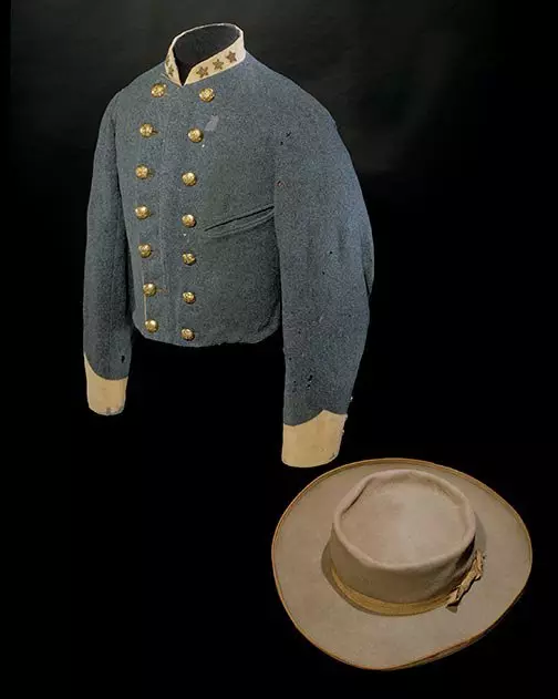 Jaqueta e chapéu John Singleton Mosby Cavalry