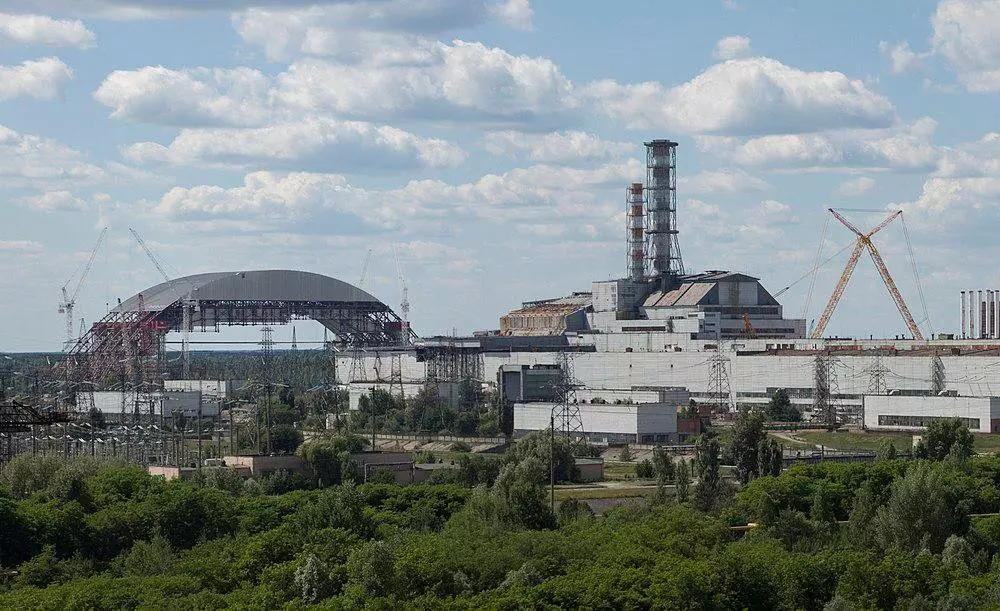 Foto nke ụlọ ọrụ ike nuklia Chernobyl dị na Ukraine nke e sere na 2013