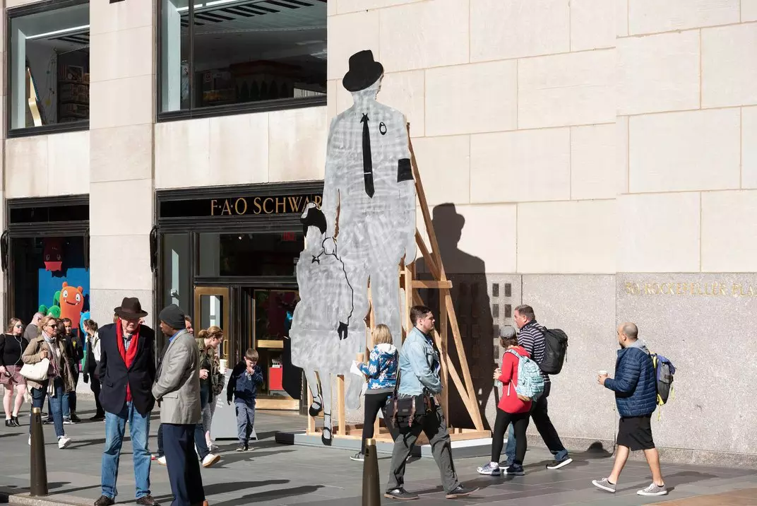 The Striking New Artworks That Follow Rockefeller Center's Grand Tradition of Public Art 30144_11