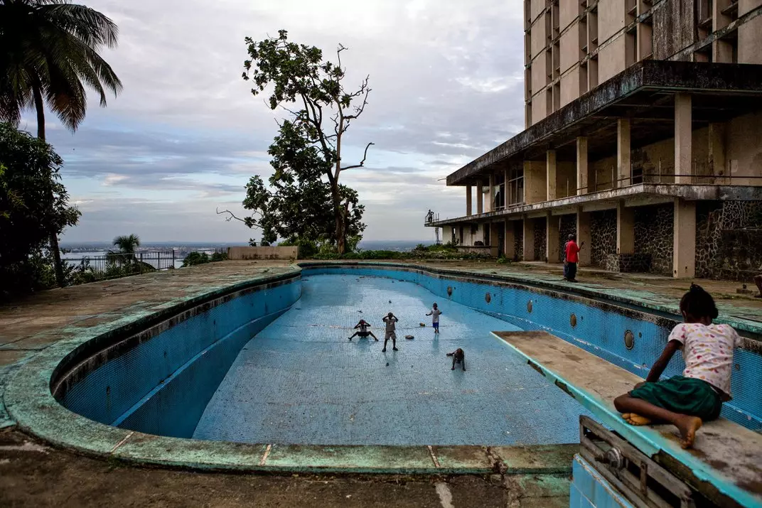 Estes edificios abandonados son os últimos restos da historia fundacional de Liberia 31095_4
