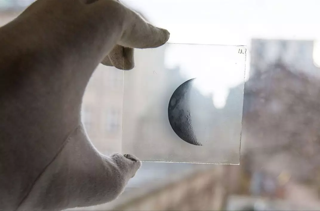 Moon Phase Plate