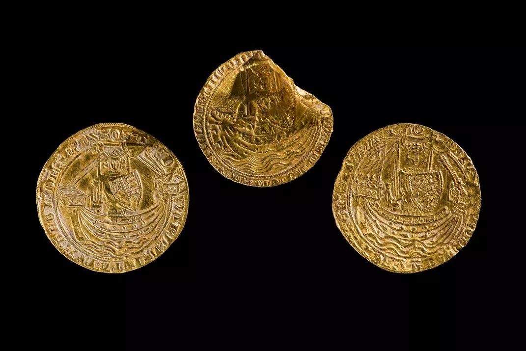 Trove of Treasures, From Gold Skull Ring to Tudor Coins, Unearthed in Wales 31193_5