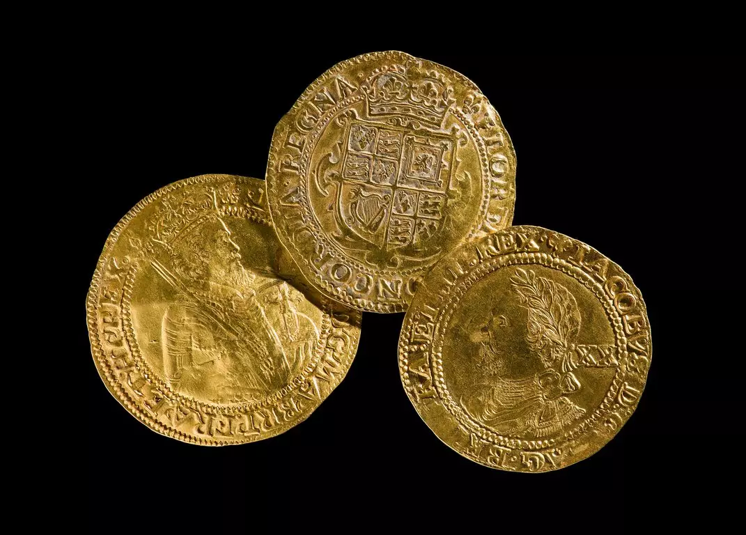 Trove of Treasures, From Gold Skull Ring to Tudor Coins, Unearthed in Wales 31193_8