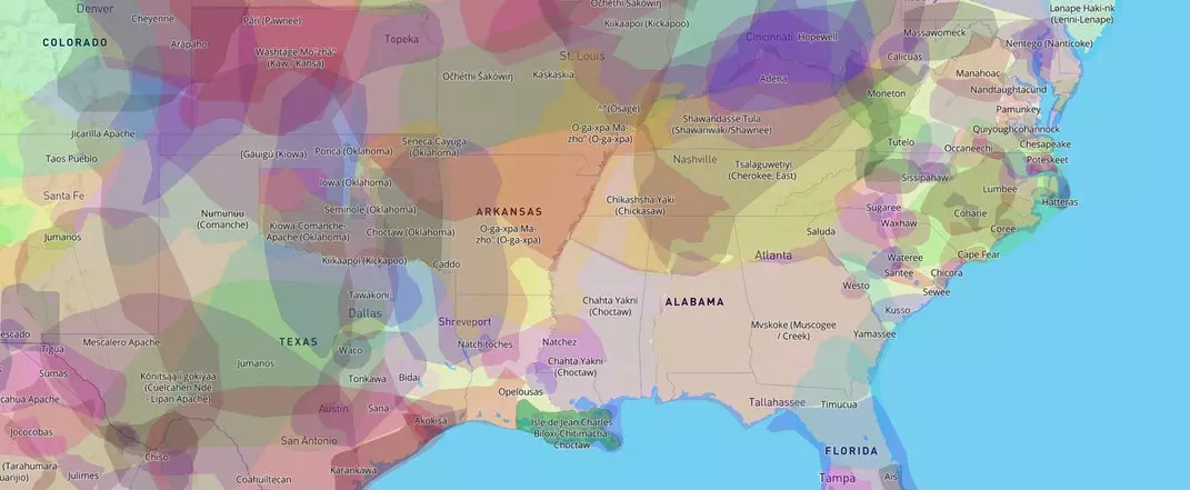 Usa ka daghag-kolor nga mapa sa nagsapaw-sapaw nga mga rehiyon nga nagpasiugda diin ang mga grupo sa Lumad sa kasaysayan nagpuyo; Ang yuta sa Chickasaw kay makita sa amihanang ngilit sa modernong-adlaw nga Mississippi ug niabot sa amihanan ngadto sa Tennessee