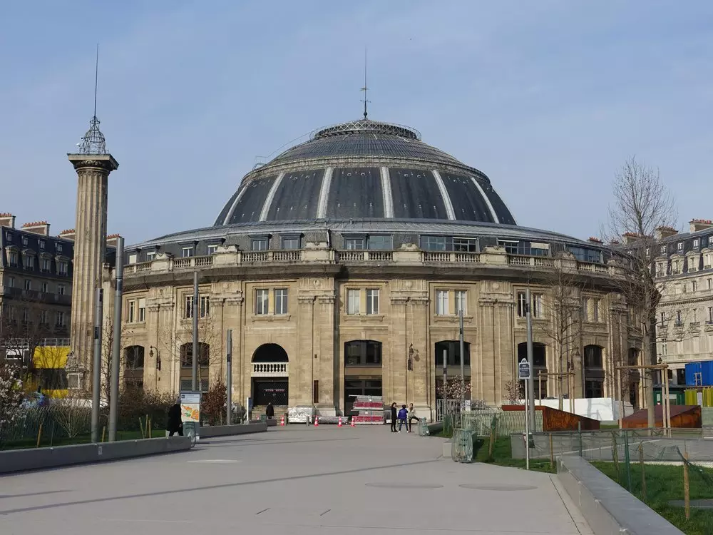 Bourse_de_thráchtáil_de_Páras,_An Fhrainc_27_Feabhra_2016_001.jpg