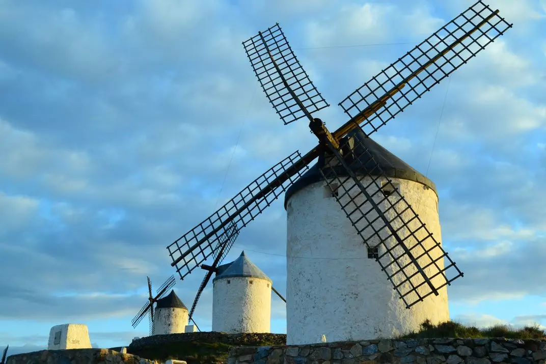 Erlieft 'Don Quixote' Mat enger Rees duerch Miguel de Cervantes 'Spuenien