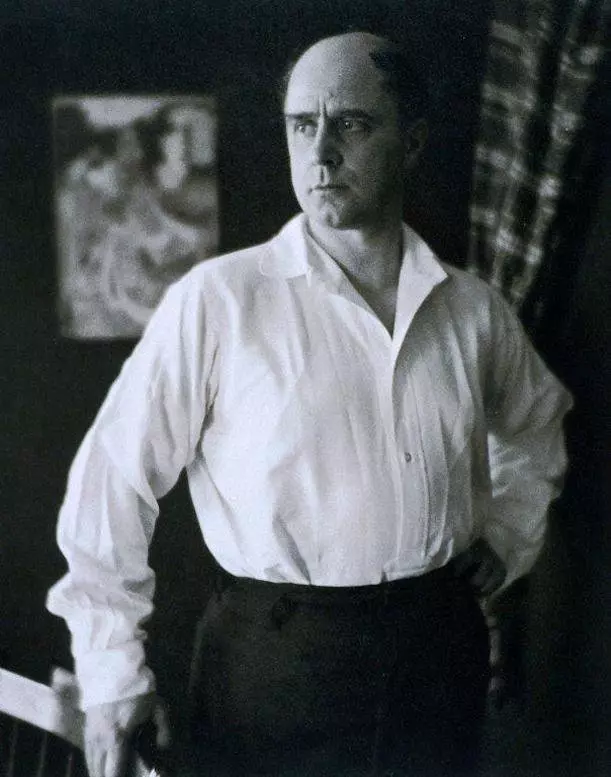 Michel Fokine od Clare Sipprell. Želatinski srebrni otisak, 1923., ostavština Phyllis Fenner