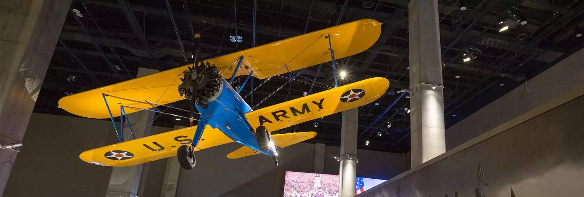 Die nalatenskap van die Tuskegee Airmen sweef op die vleuel van hierdie Tweede Wêreldoorlog-vliegtuig 32236_1